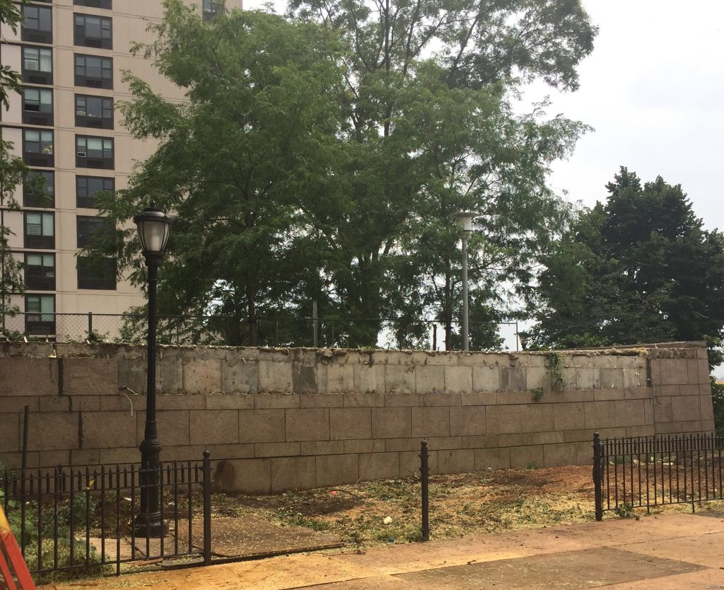 BPC: DID YOU KNOW? | BED A PROPERTY LINE WALL PROJECT - BATTERY PARK ...